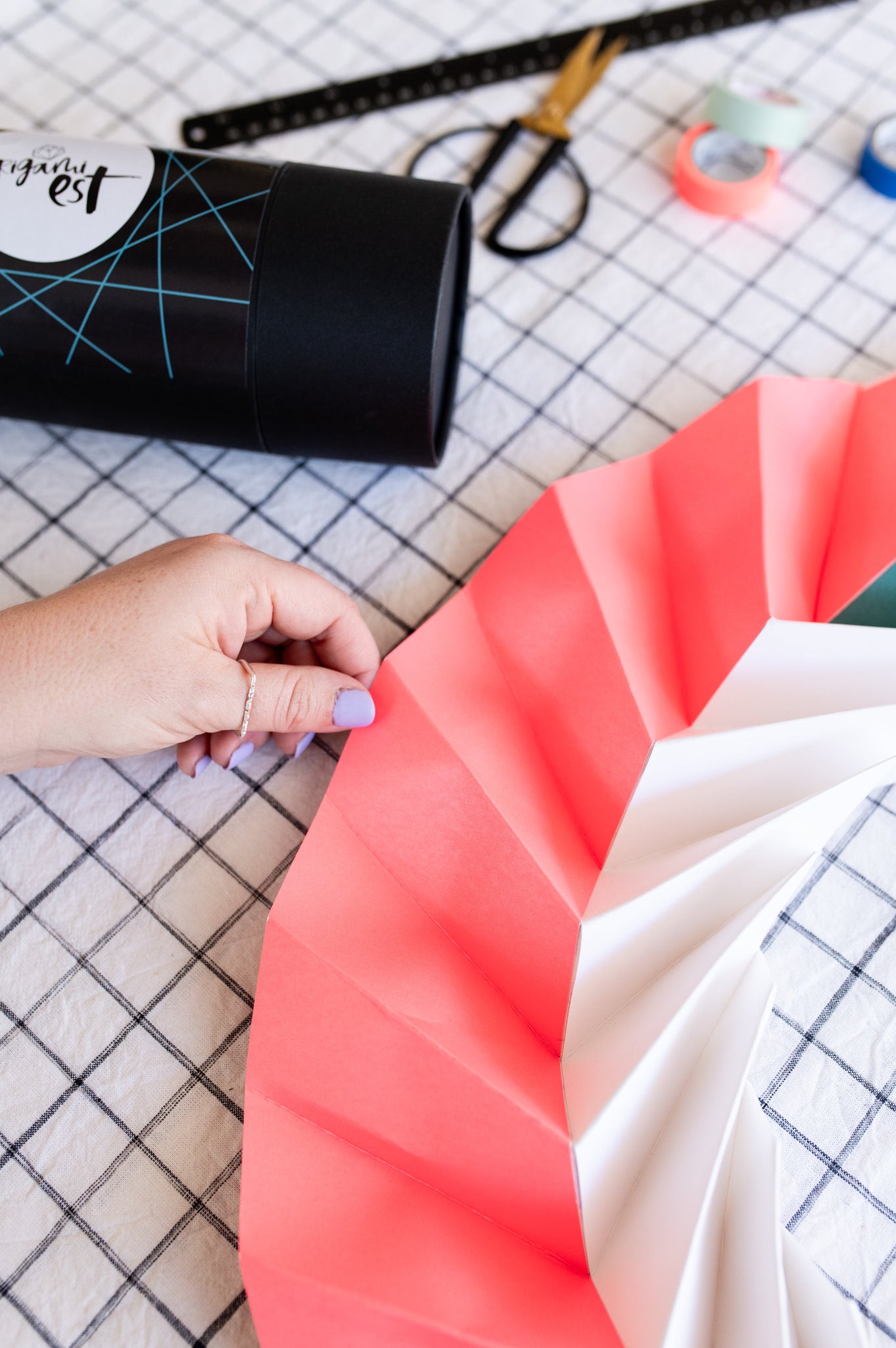 NEON YELLOW & LILAC ORIGAMI WREATH KIT – Origami Est
