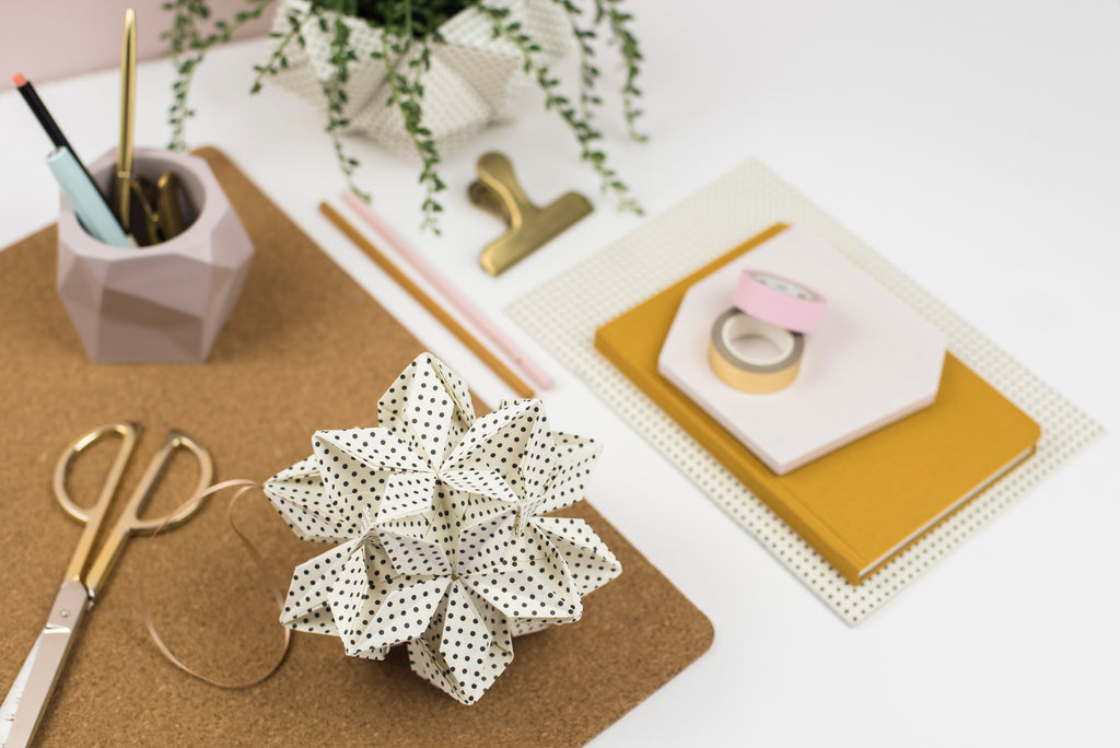 ORIGAMI FLOWERBALL – Origami Est